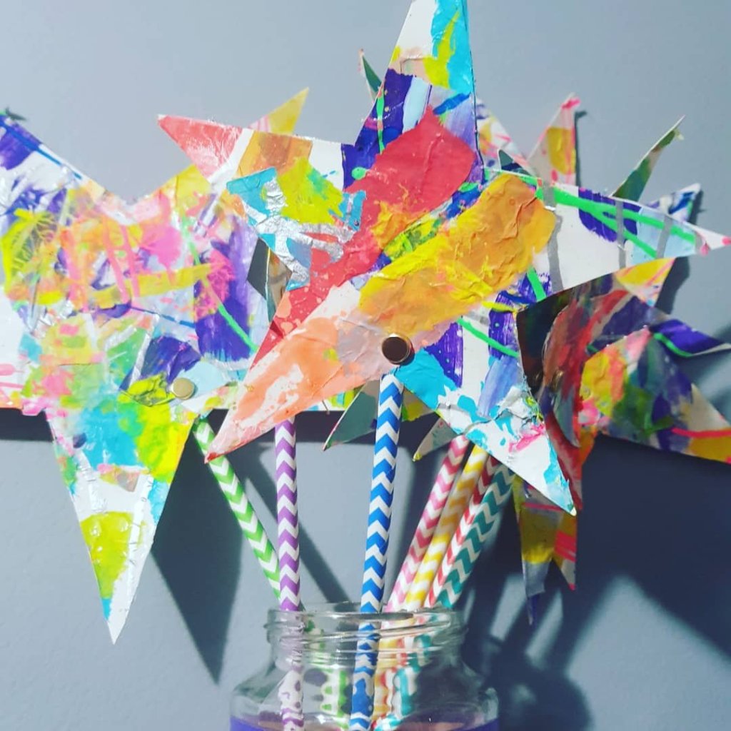 Eric Carle inspired stars – Ema Lou kids art craft