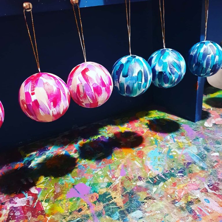 Hand painted Christmas baubles – Ema Lou kids art craft