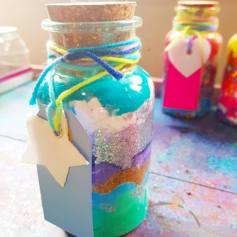 Magic potion jars – Ema Lou kids art craft