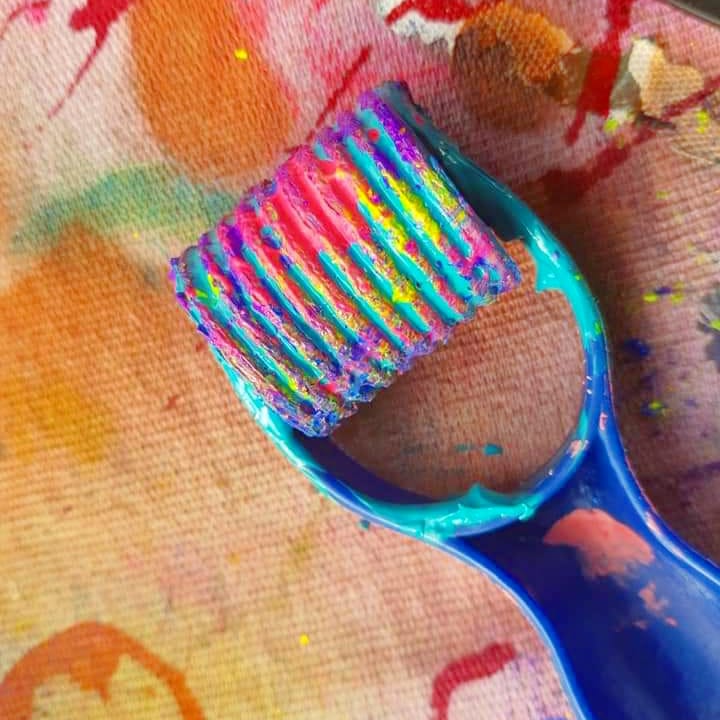 Sensory tactile painting for kids & toddlers – Ema Lou kids art craft