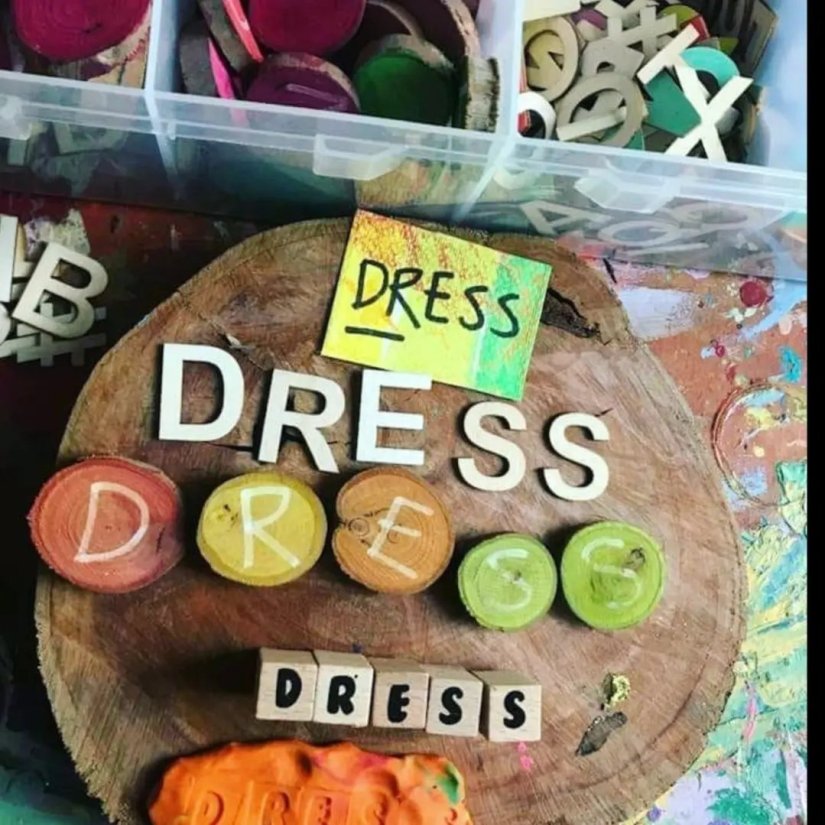 Wooden tree branch alphabet set – Ema Lou kids art craft