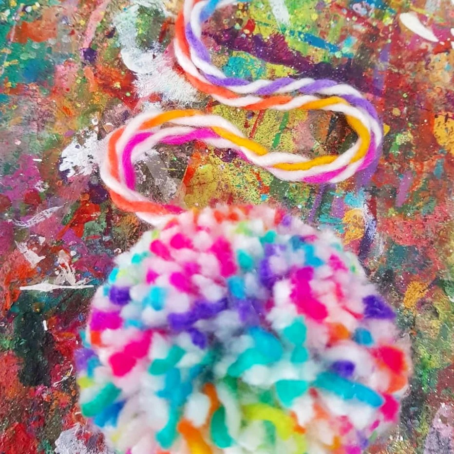 Pom pom making – Ema Lou kids art craft