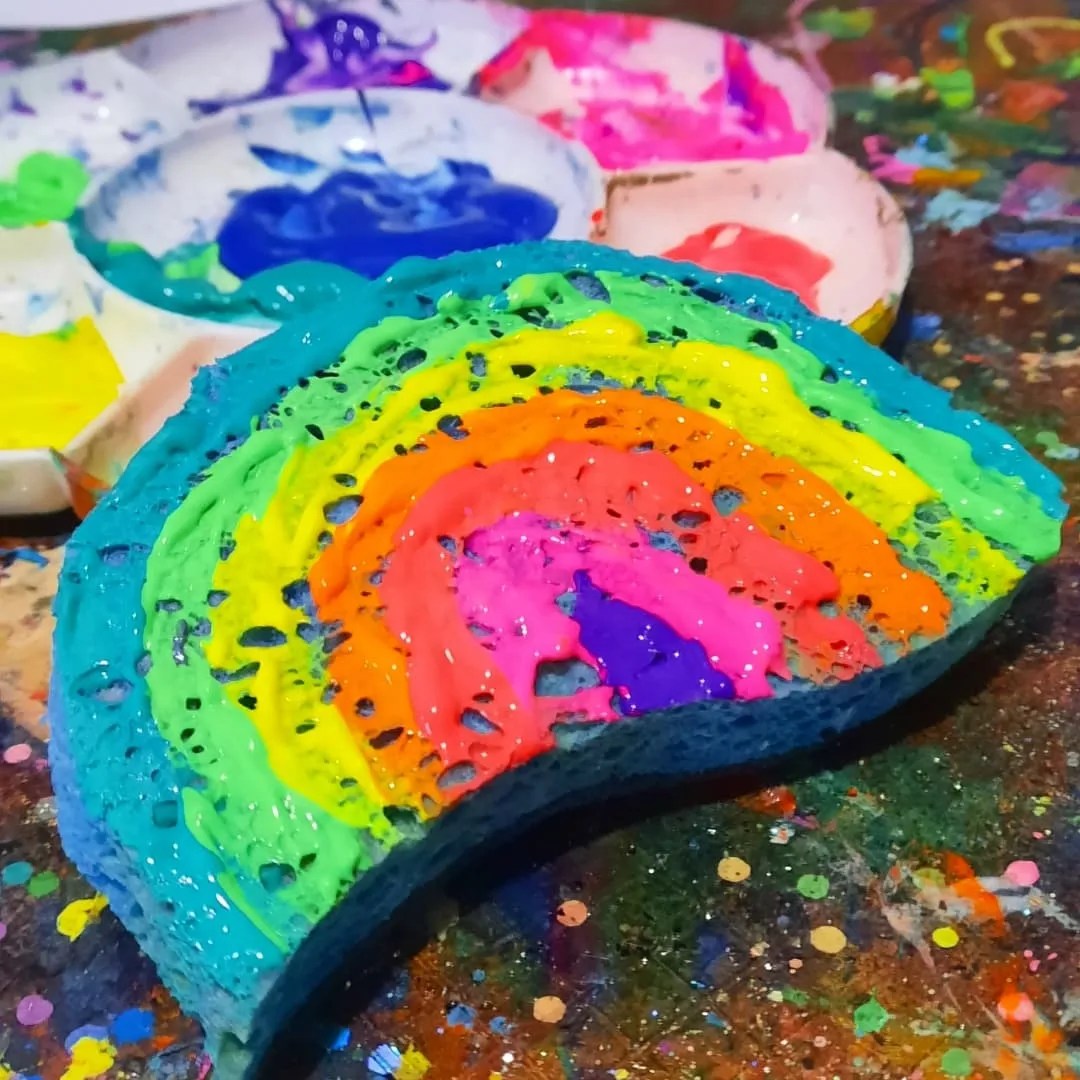 Sponge printing making – Ema Lou kids art craft