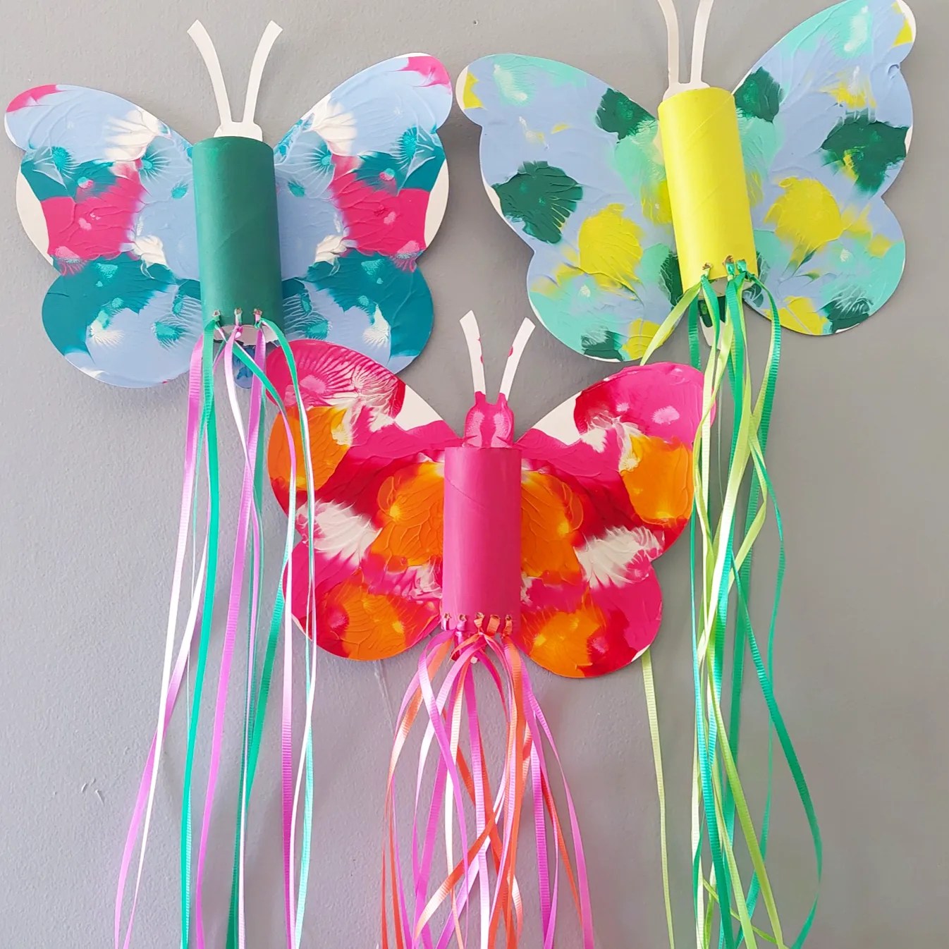 Spring butterfly – Ema Lou kids art craft