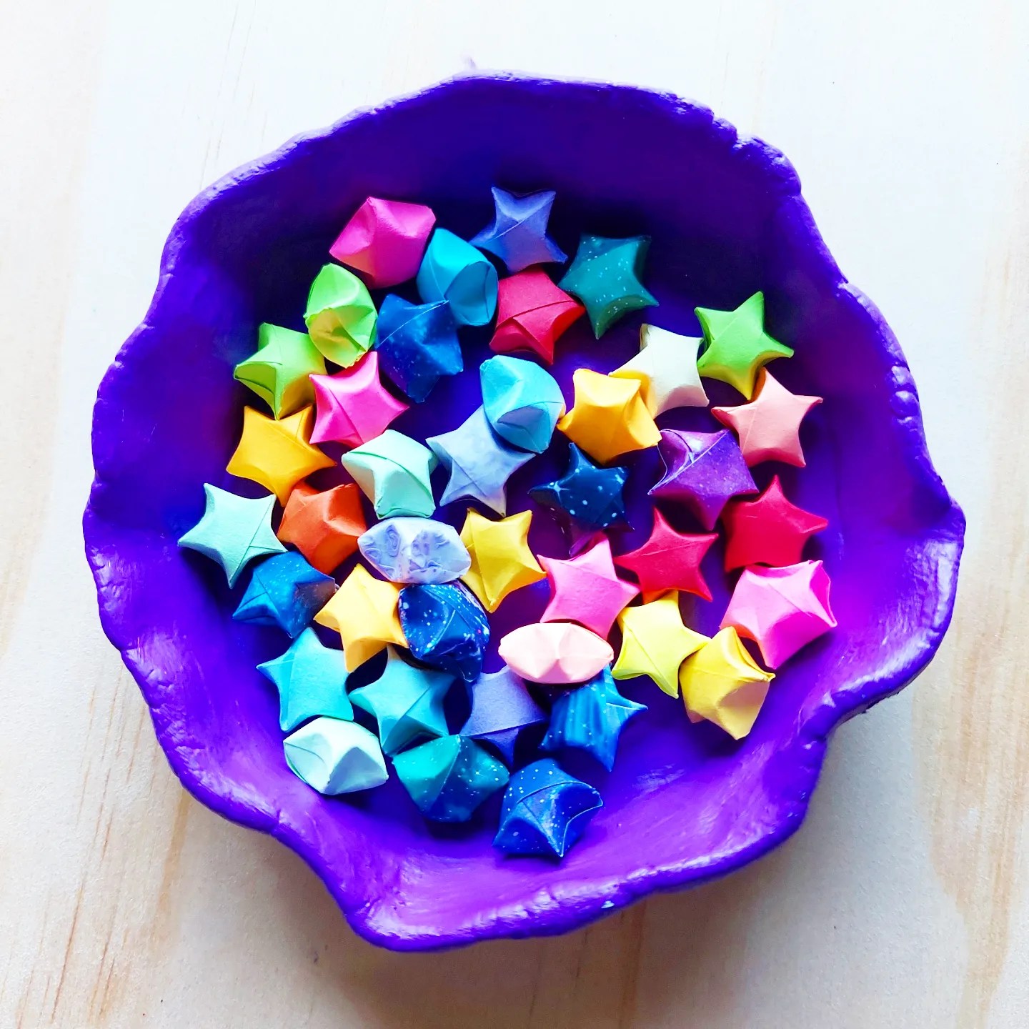 Origami paper wish stars – Ema Lou kids art craft