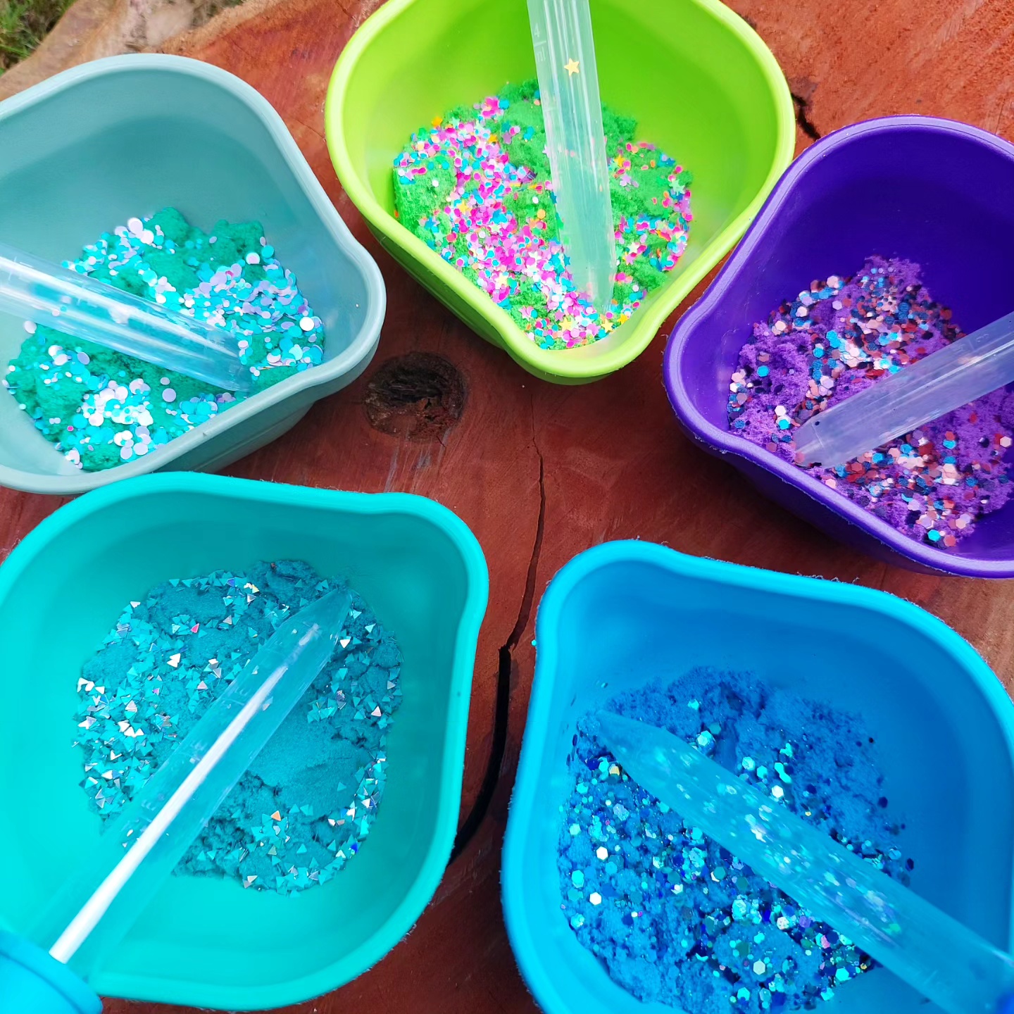 Magic potions sensory play – Ema Lou kids art craft